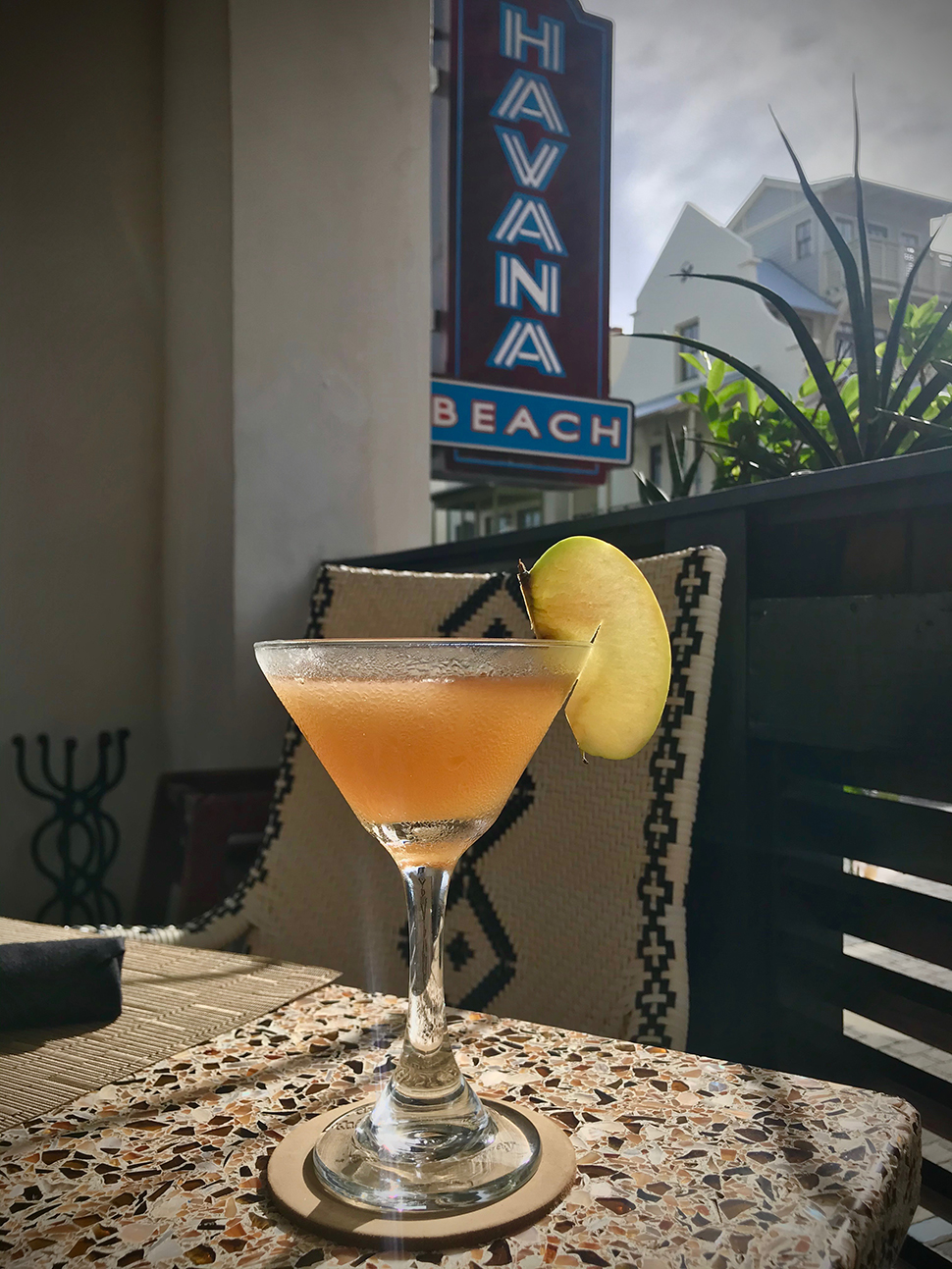 23 Hotel Cocktails To Make This Fall – Forbes Travel Guide Stories