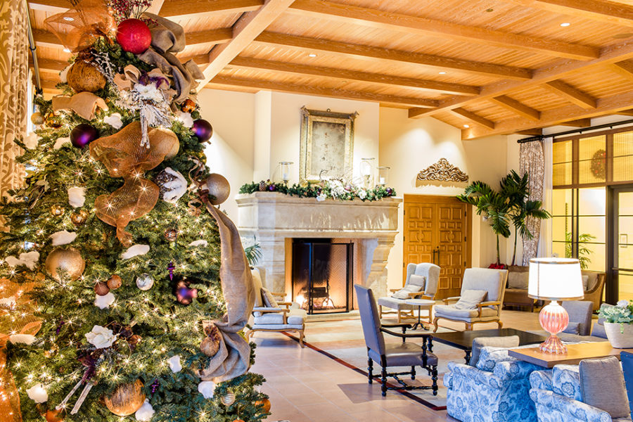 21 Stunning Hotel Christmas Trees – Forbes Travel Guide Stories