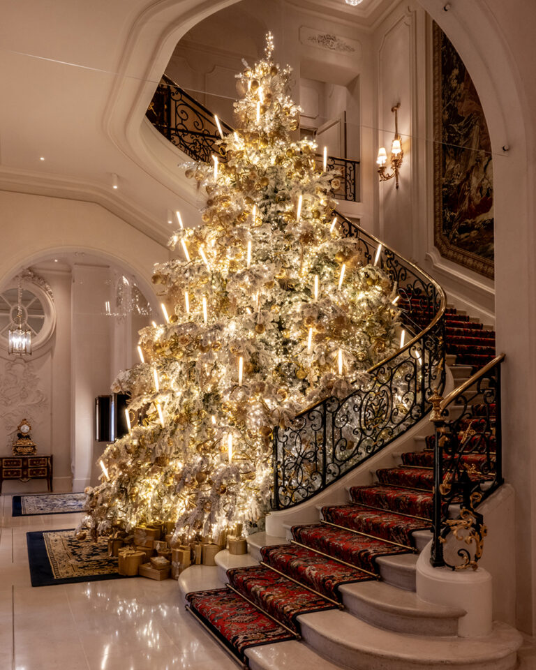 12 Best Hotel Christmas Trees – Forbes Travel Guide Stories